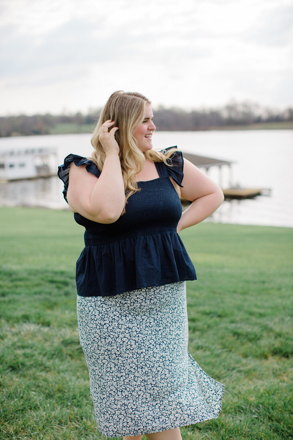 4 Plus Size Friendly Ways To Wear The Mimi Top - www.carlakiley.com